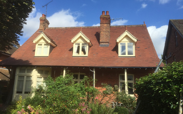 Roof Slating & Tiling Services | Home Counties Roofers